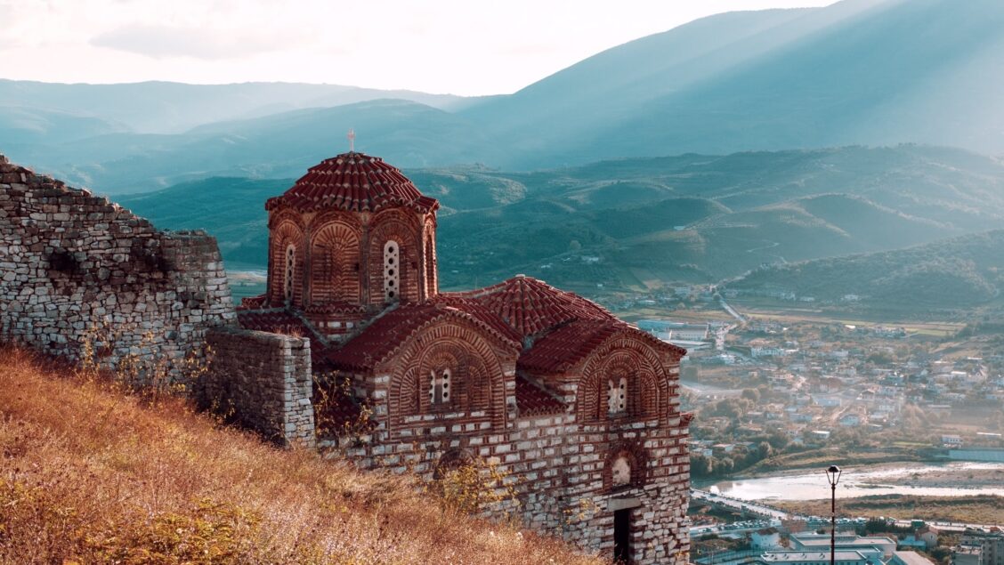 Curiosidades • Aprender Albanês